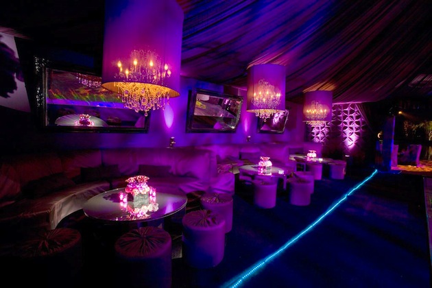 The Loveliest Lounge Areas for Weddings