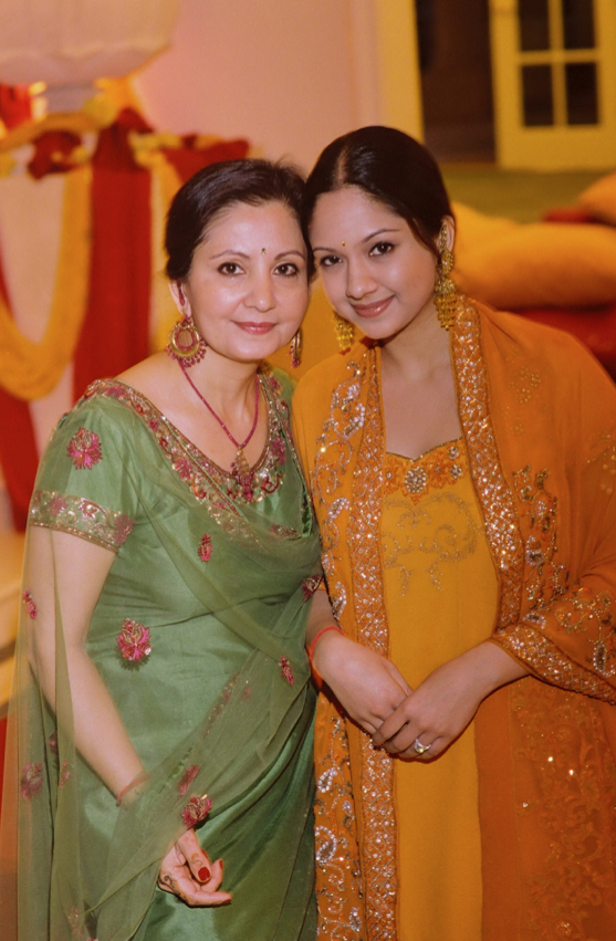 Indian Mother-of-the-Bride Attire