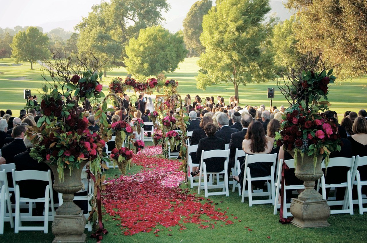 Ceremony Décor Photos - Golf Course Ceremony + Red Floral Design ...