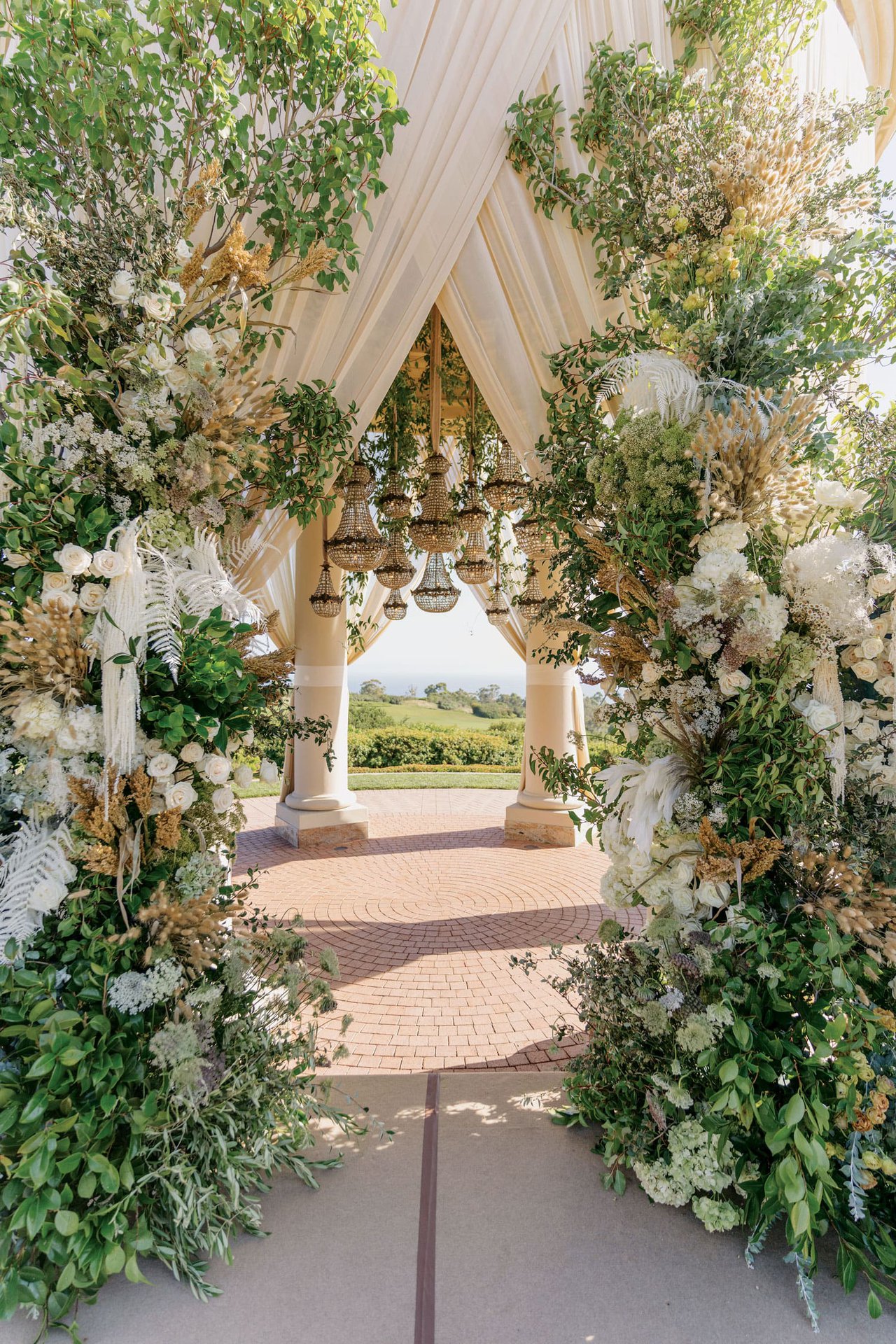 Neutral-Toned Gazebo Ceremony Backdrop