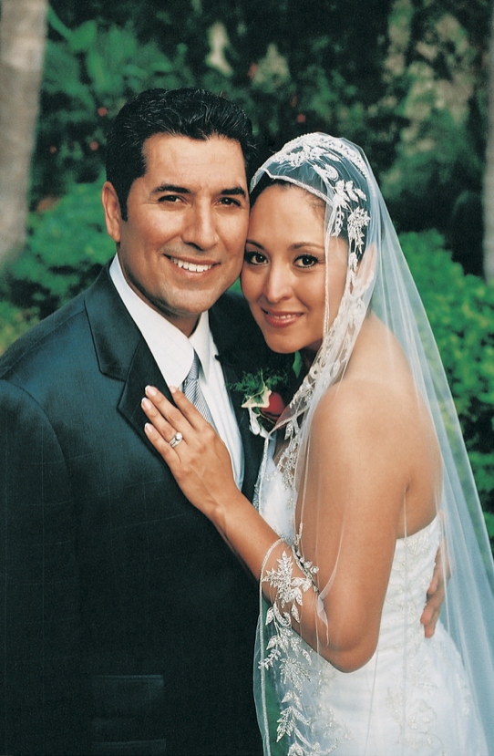 Real Wedding of Lynette Romero + David Angulo - Inside Weddings