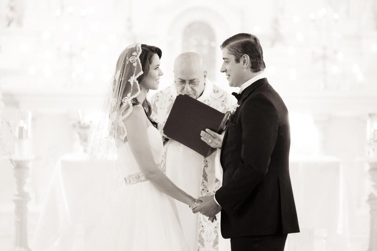 Real Wedding of Brenna McGuire + Brandon Dubinsky - Inside Weddings