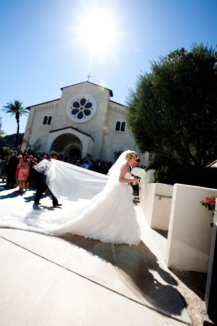 A Spring Wedding with a USC Marching Band Performance