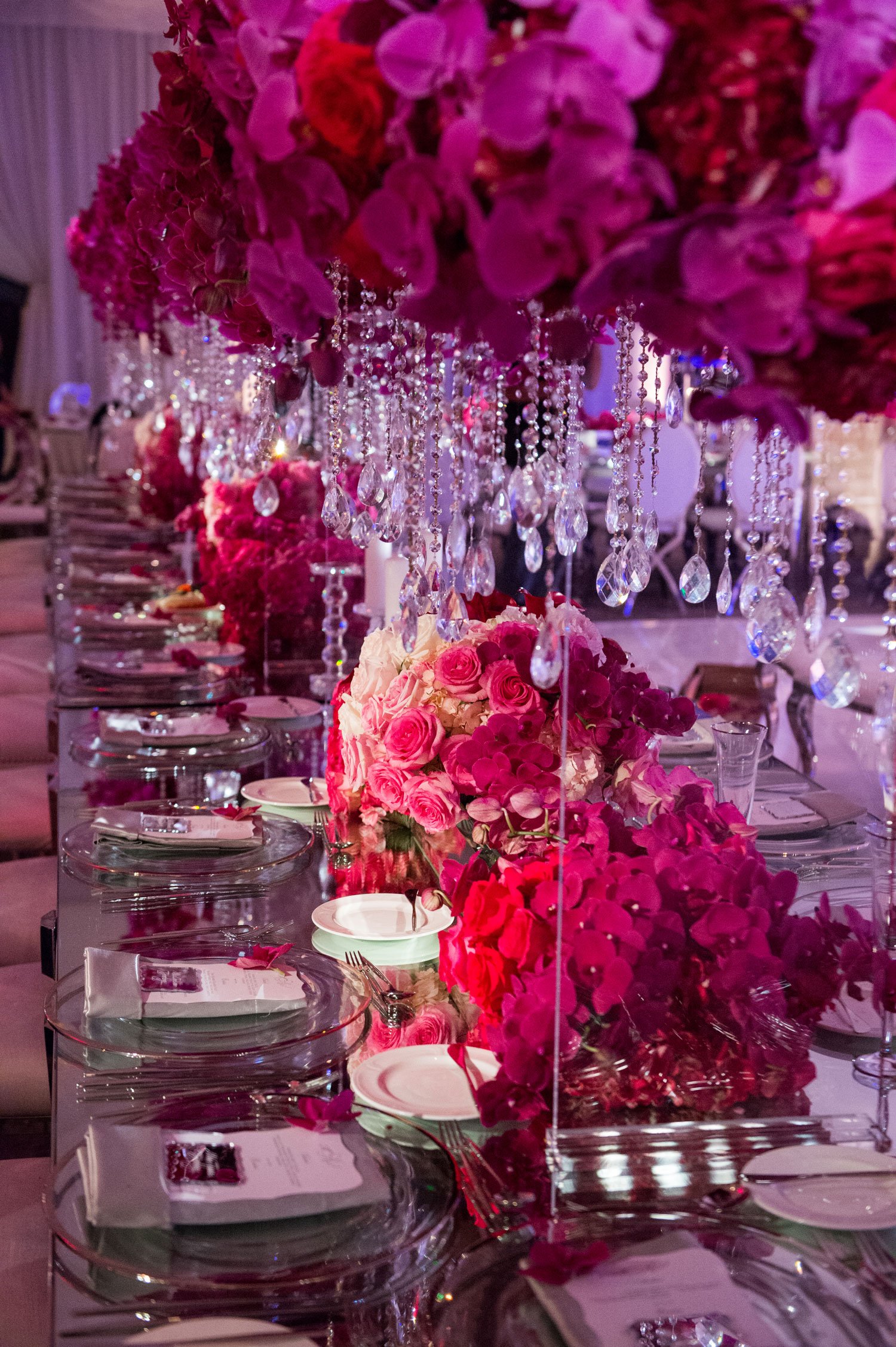 Contemporary Jewish Wedding with Progressive Ombré Color Scheme ...