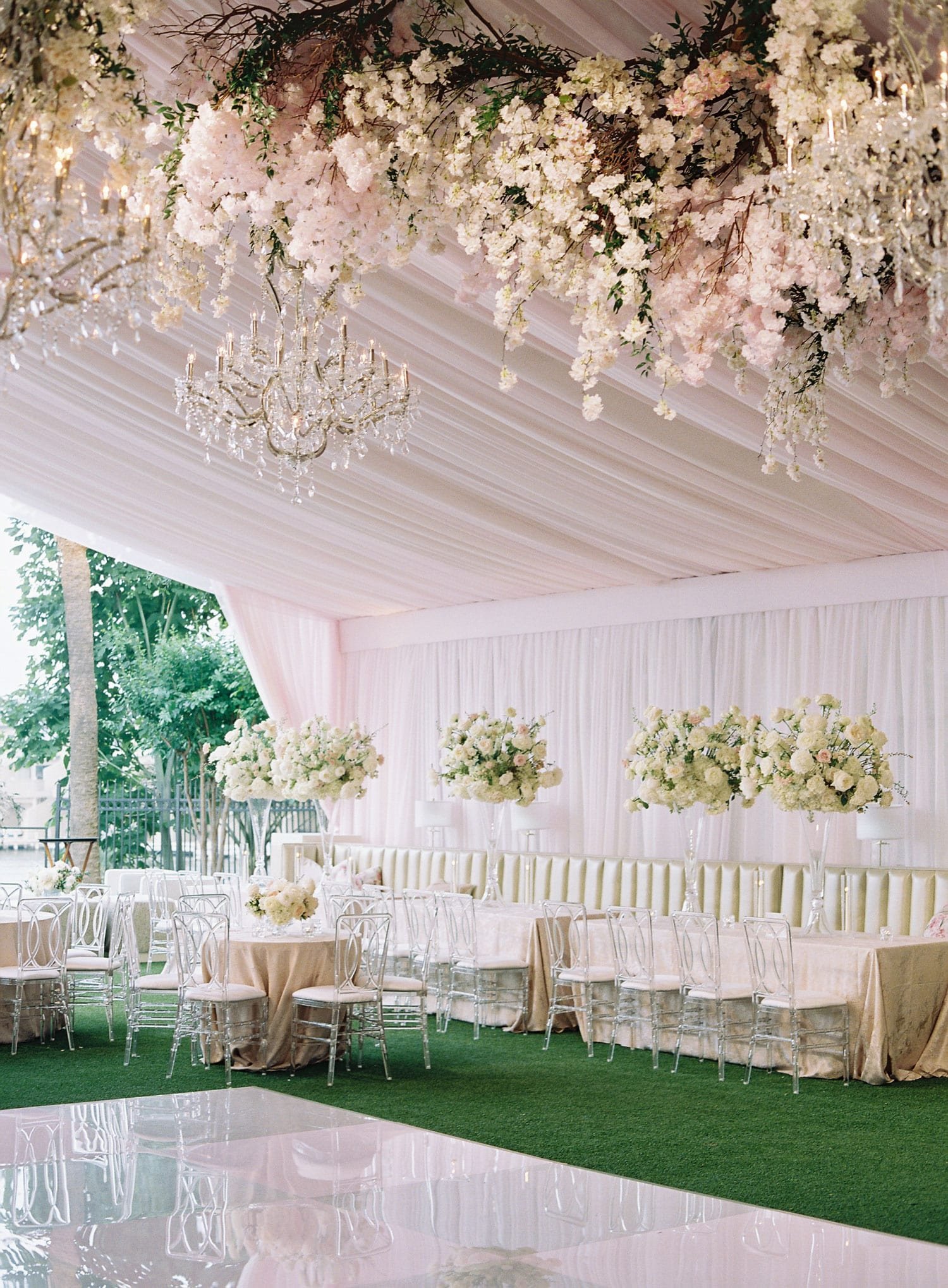 Horseshoe Bay Chapel & Tent Wedding by the Lake