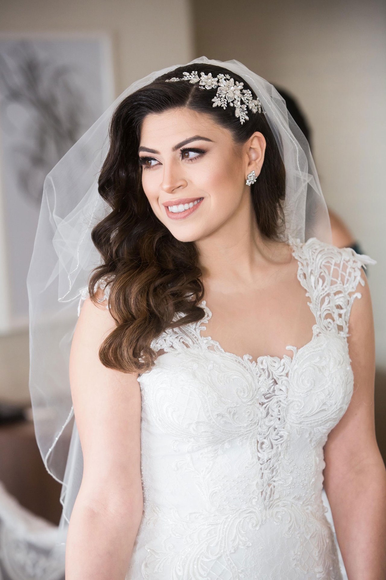 Bride in Headpiece & Veil