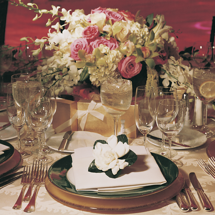 Green & White Place Setting