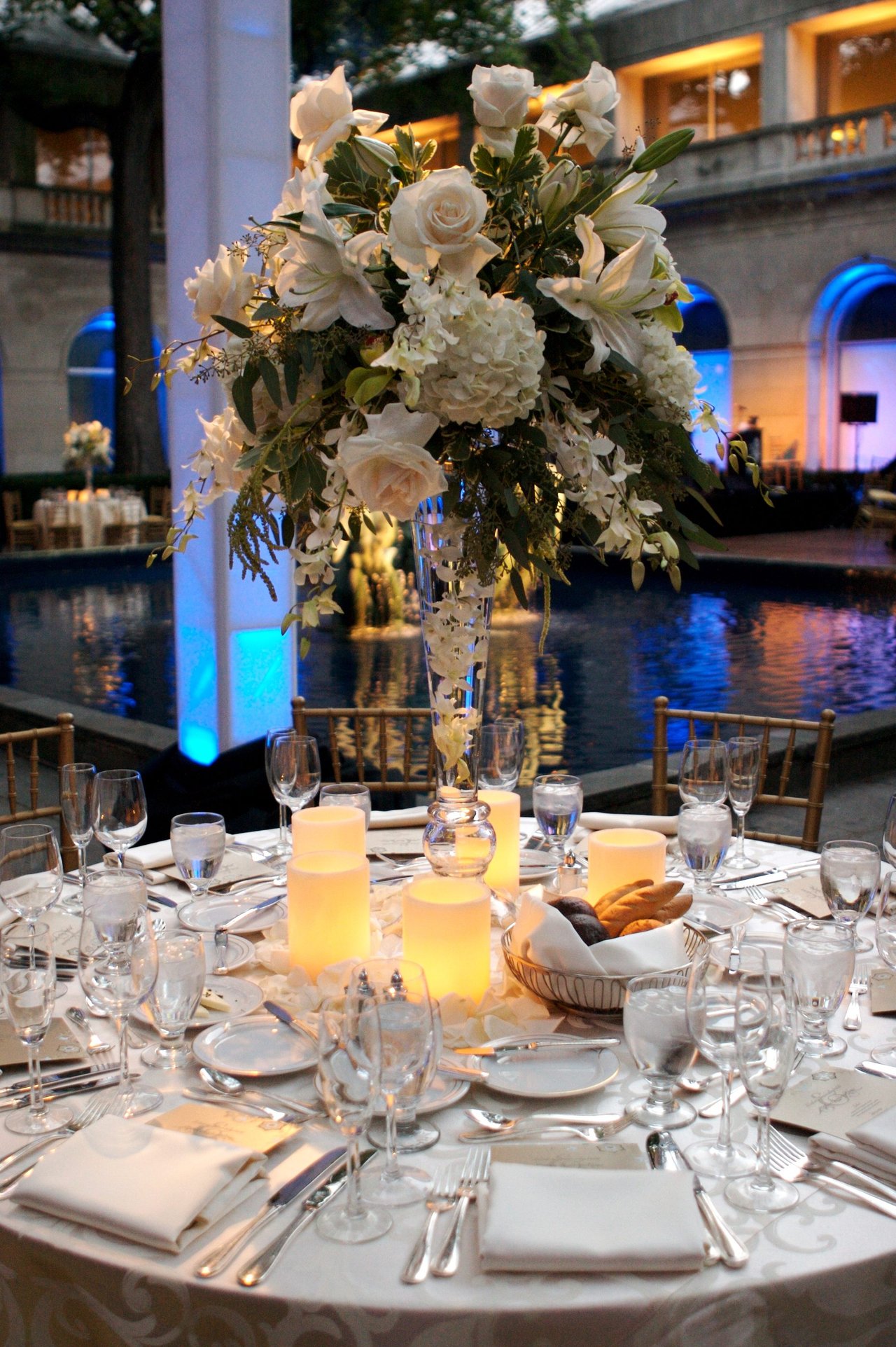 Courtyard Reception Décor