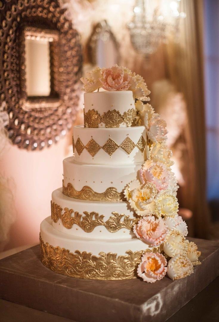 Gold Filigree Cake