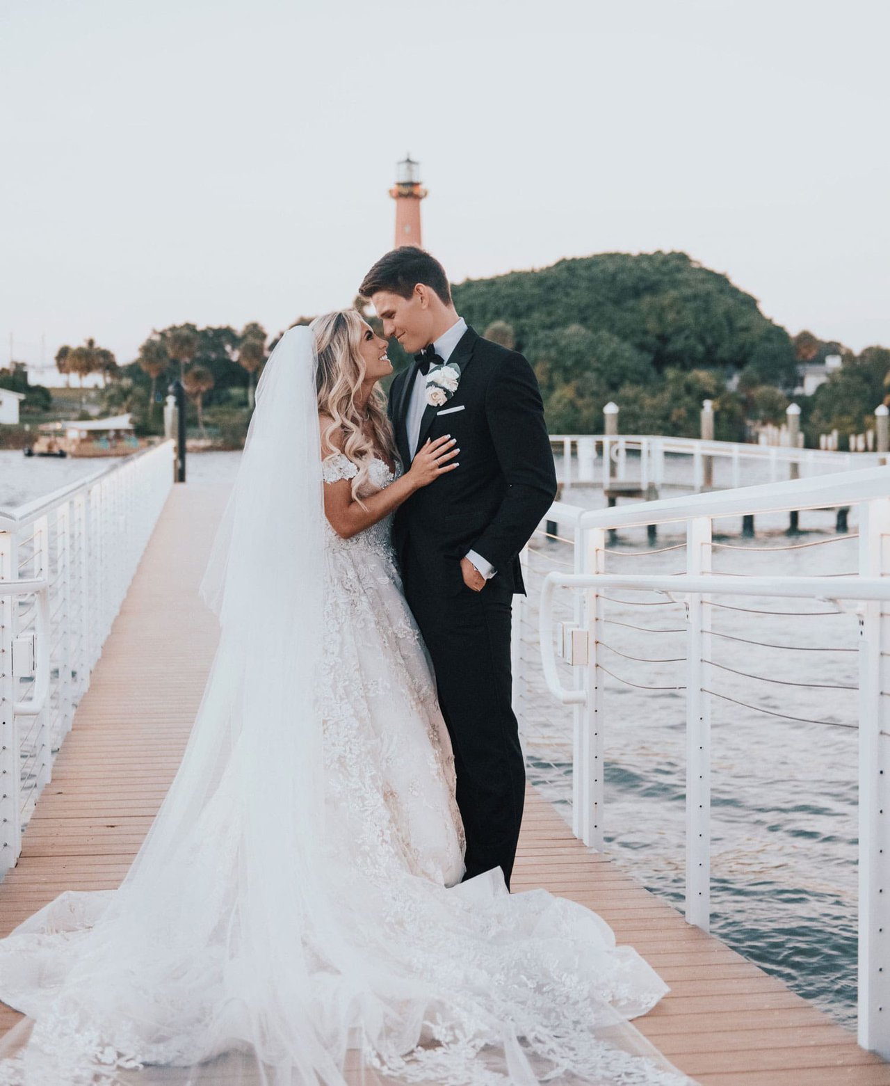 Taylor & Cody Wilson Lighthouse Portrait