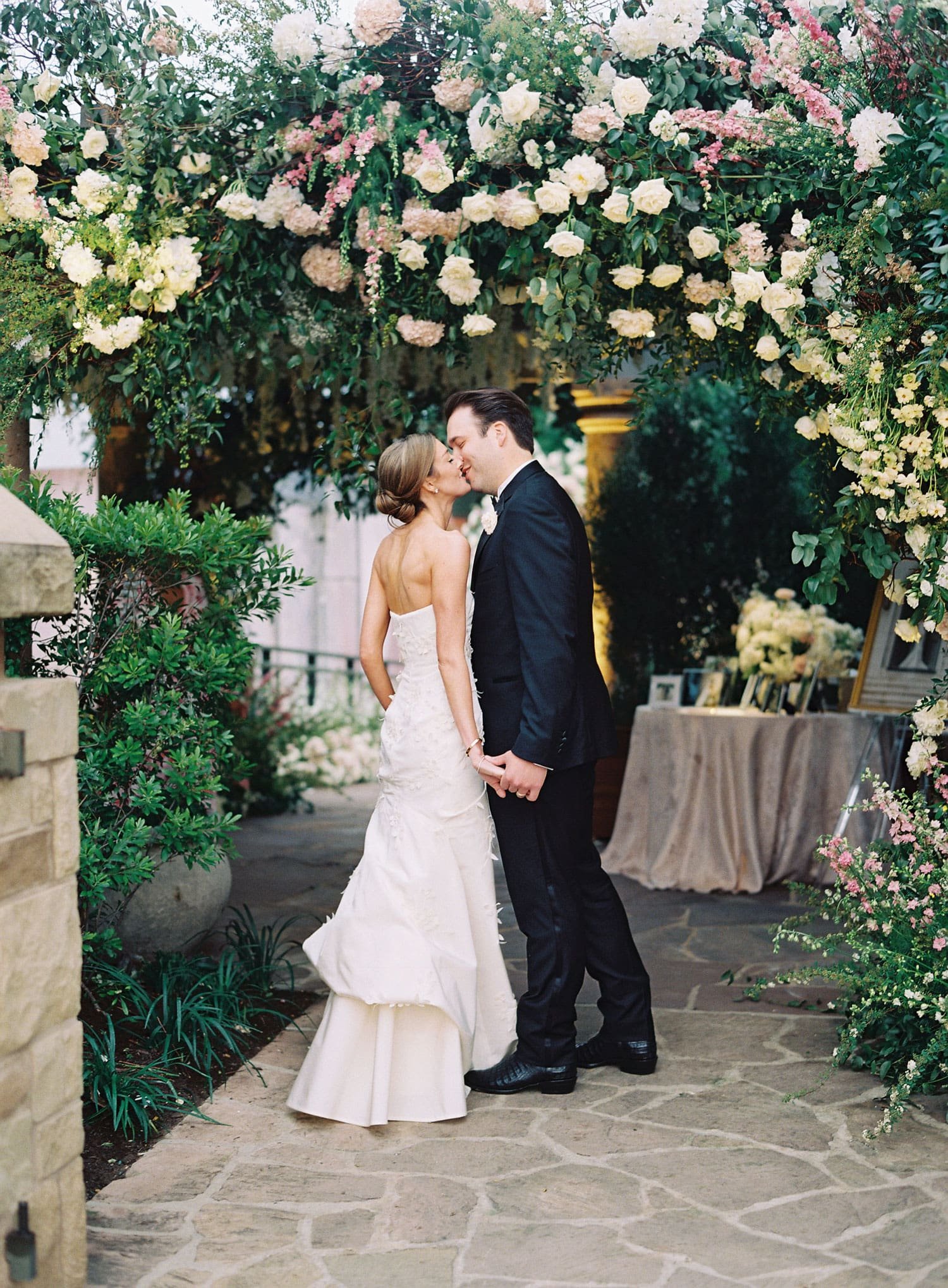 Horseshoe Bay Chapel & Tent Wedding by the Lake