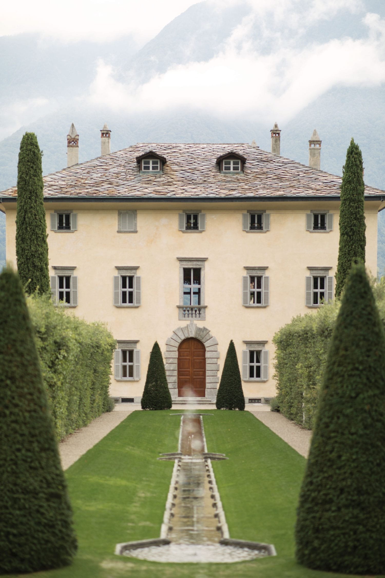 Luxurious Destination Wedding at 16th-Century Villa in Lake Como, Italy