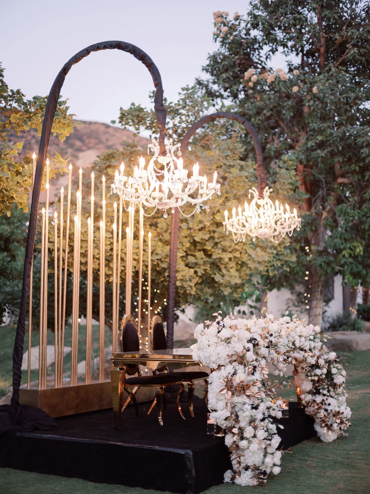 Glamorous Outdoor Sweetheart Table