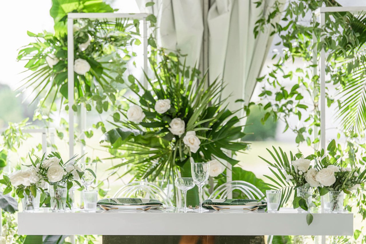 Modern-Tropical Sweetheart Table