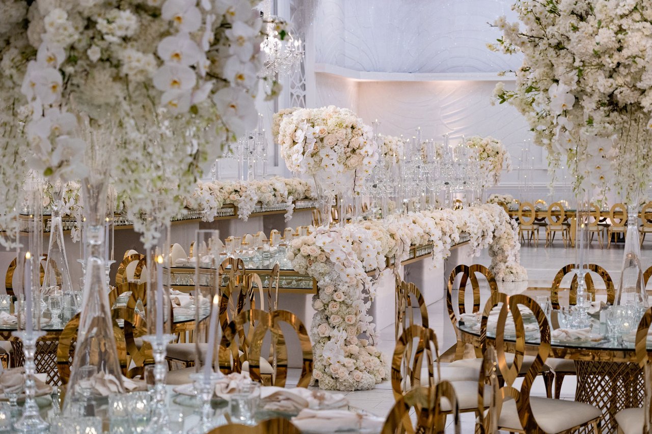 White and gold wedding store