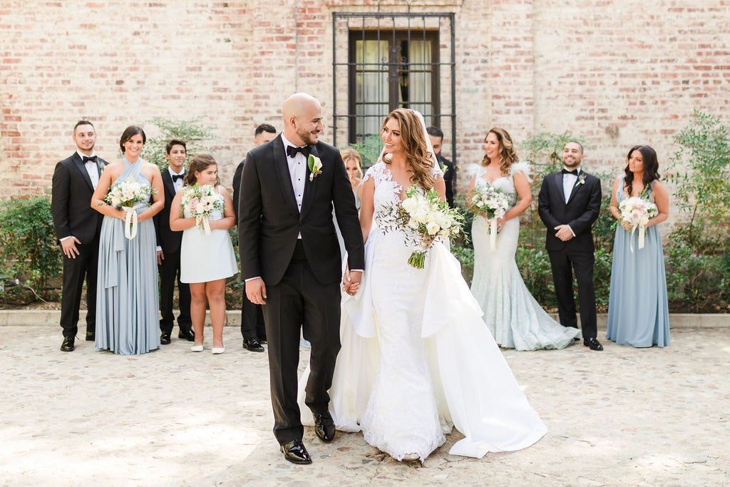 Bride & Groom with Wedding Party