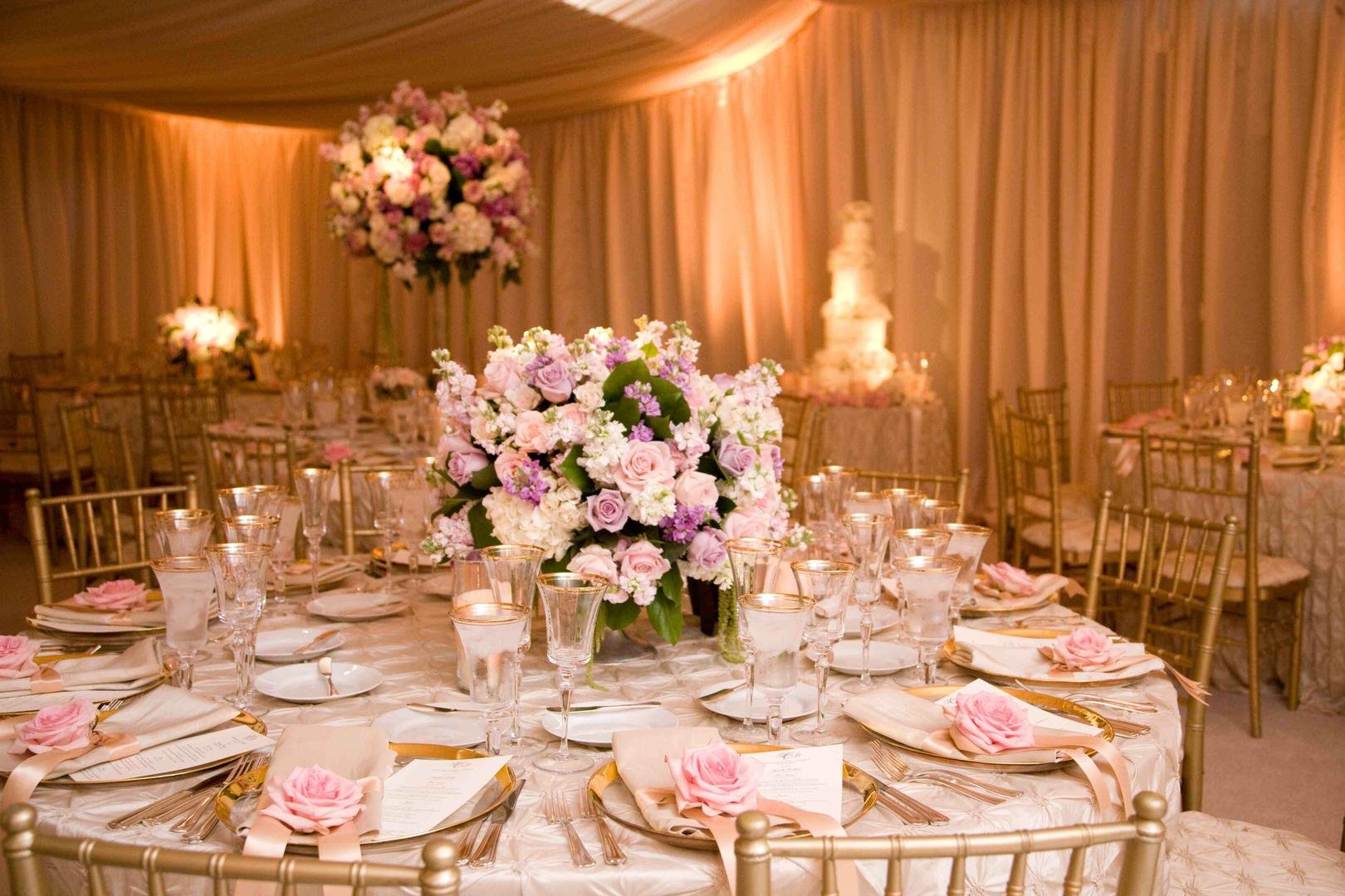 Pink and Gold Reception Décor