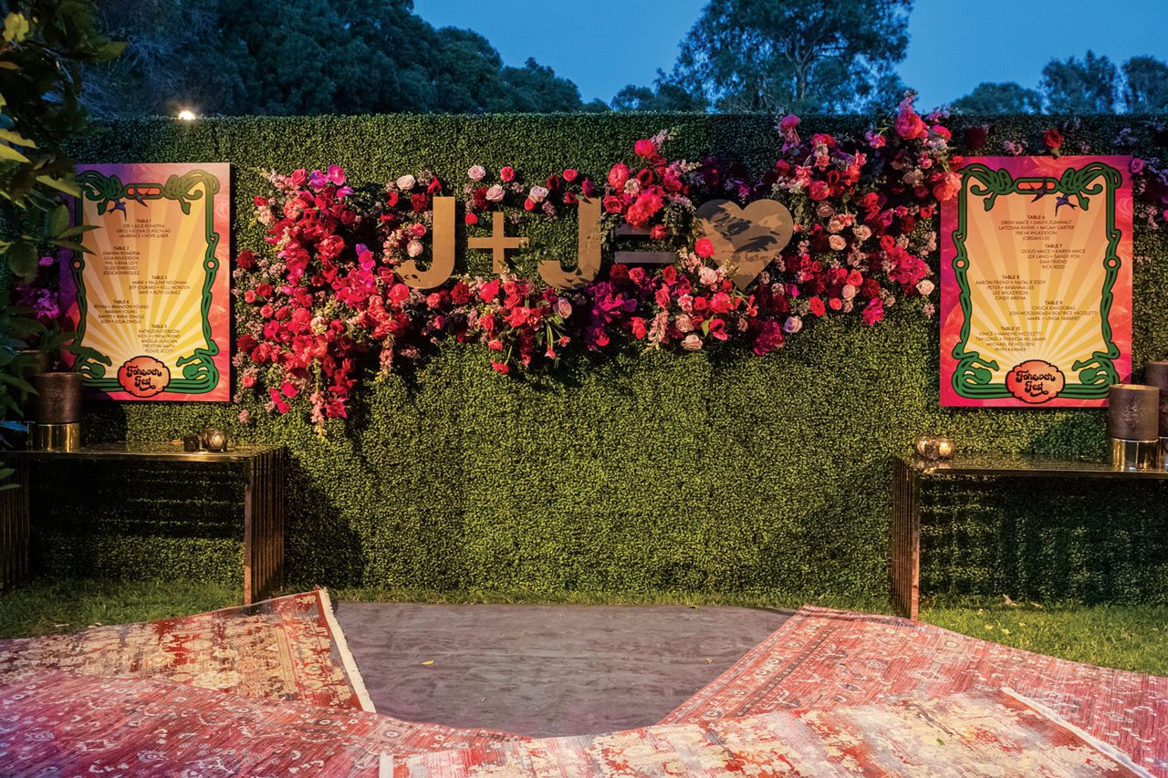 Seating Chart & Photo Hedge Wall