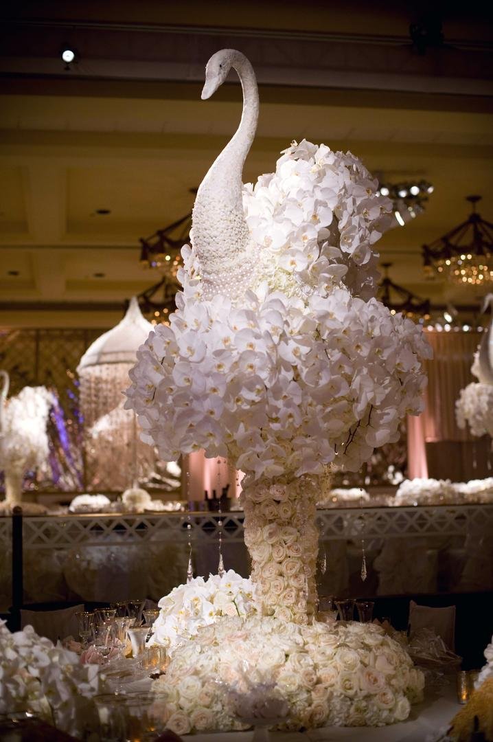 Swan-Shaped Centerpiece