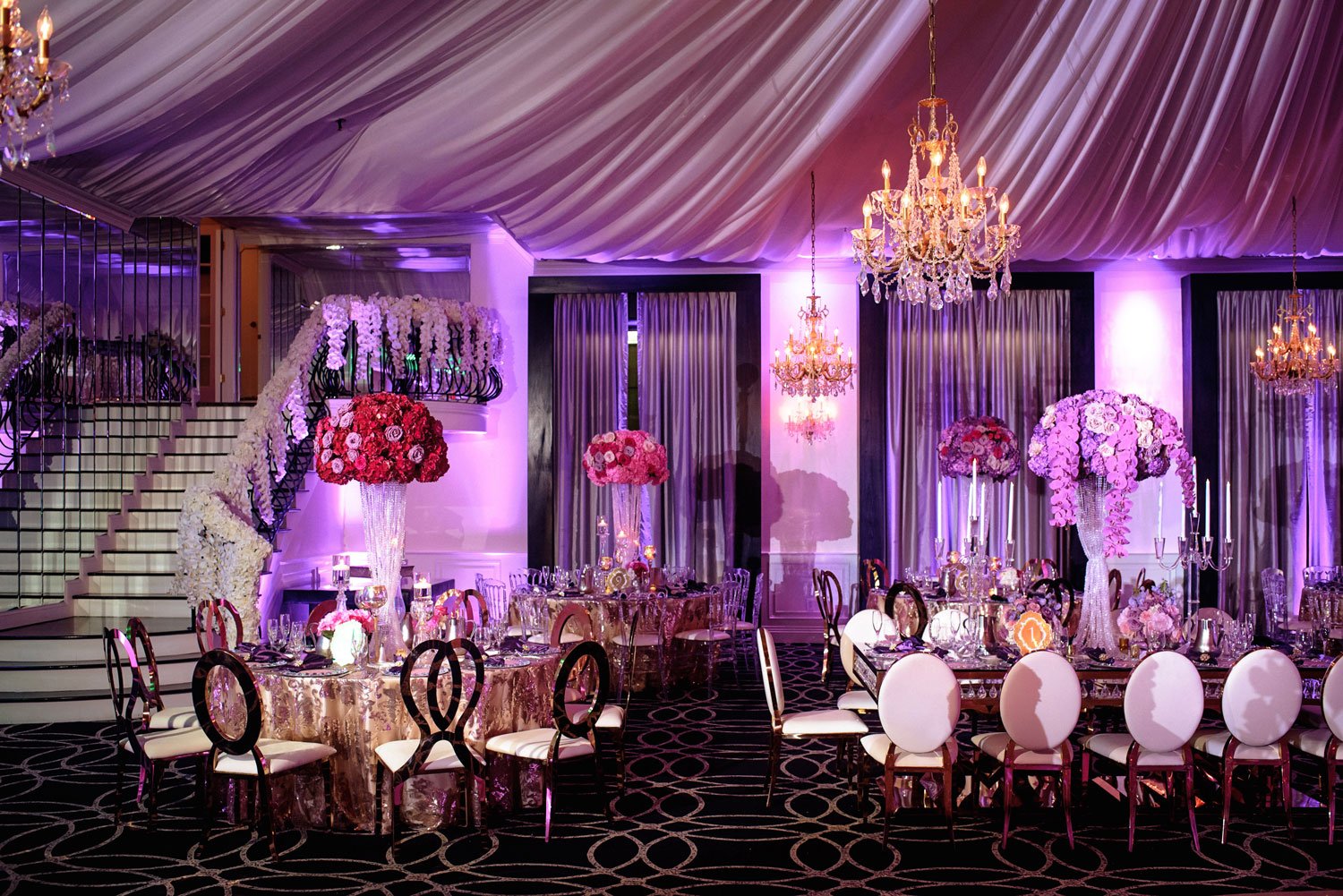 Dreamy Winter Destination Wedding in an Ice Castle in Quebec City ...