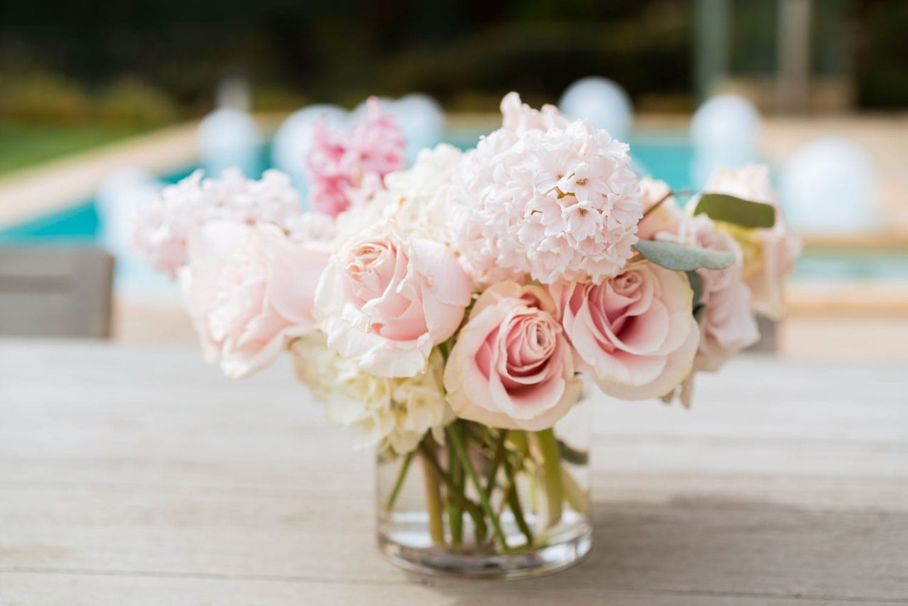Light Pink Small Centerpiece Design