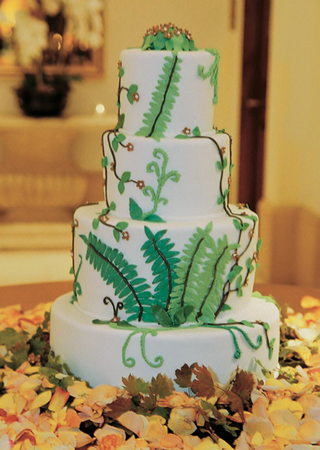 Leaf and Vine Cake