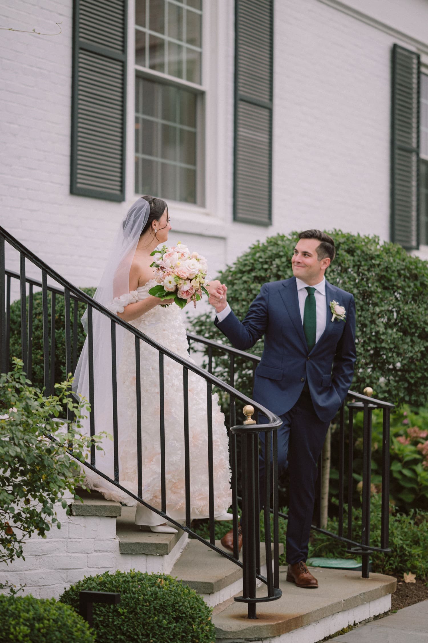 A Soft, Pastel-Hued Country Club Wedding in Connecticut
