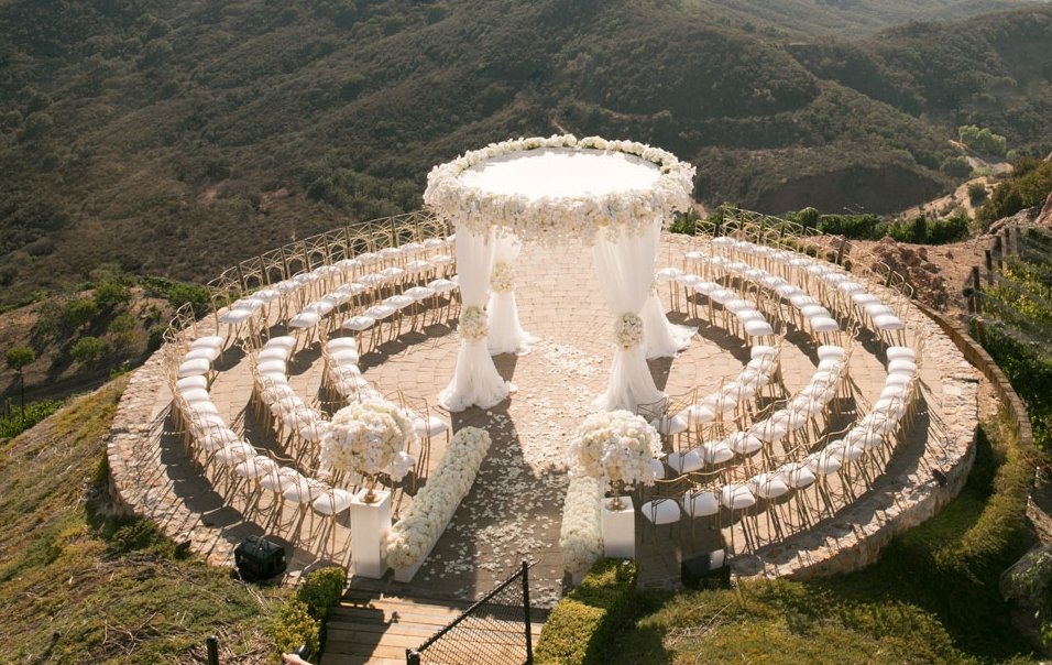 Stunning Outdoor Ocean-View Wedding at Tuscan-Style Villa in Malibu