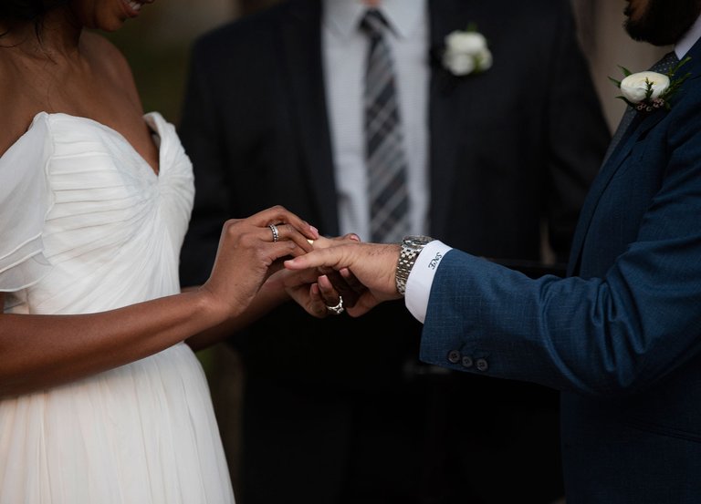 A Peek Inside the Winter 2021 Issue of Inside Weddings Magazine!