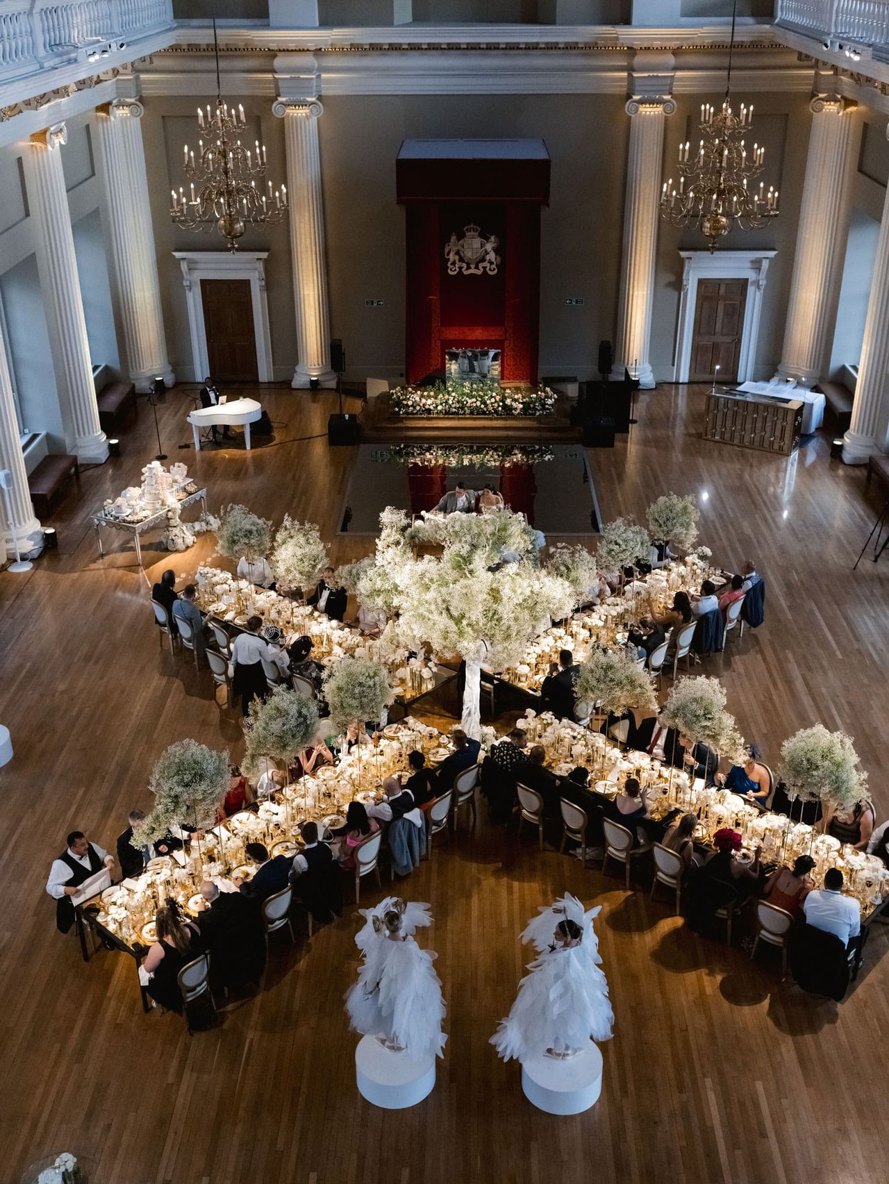 X-Formation for Wedding Tables