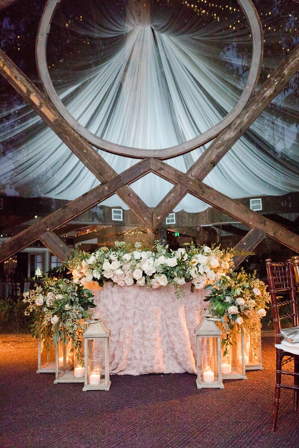 Sweetheart Table with Textured Linens