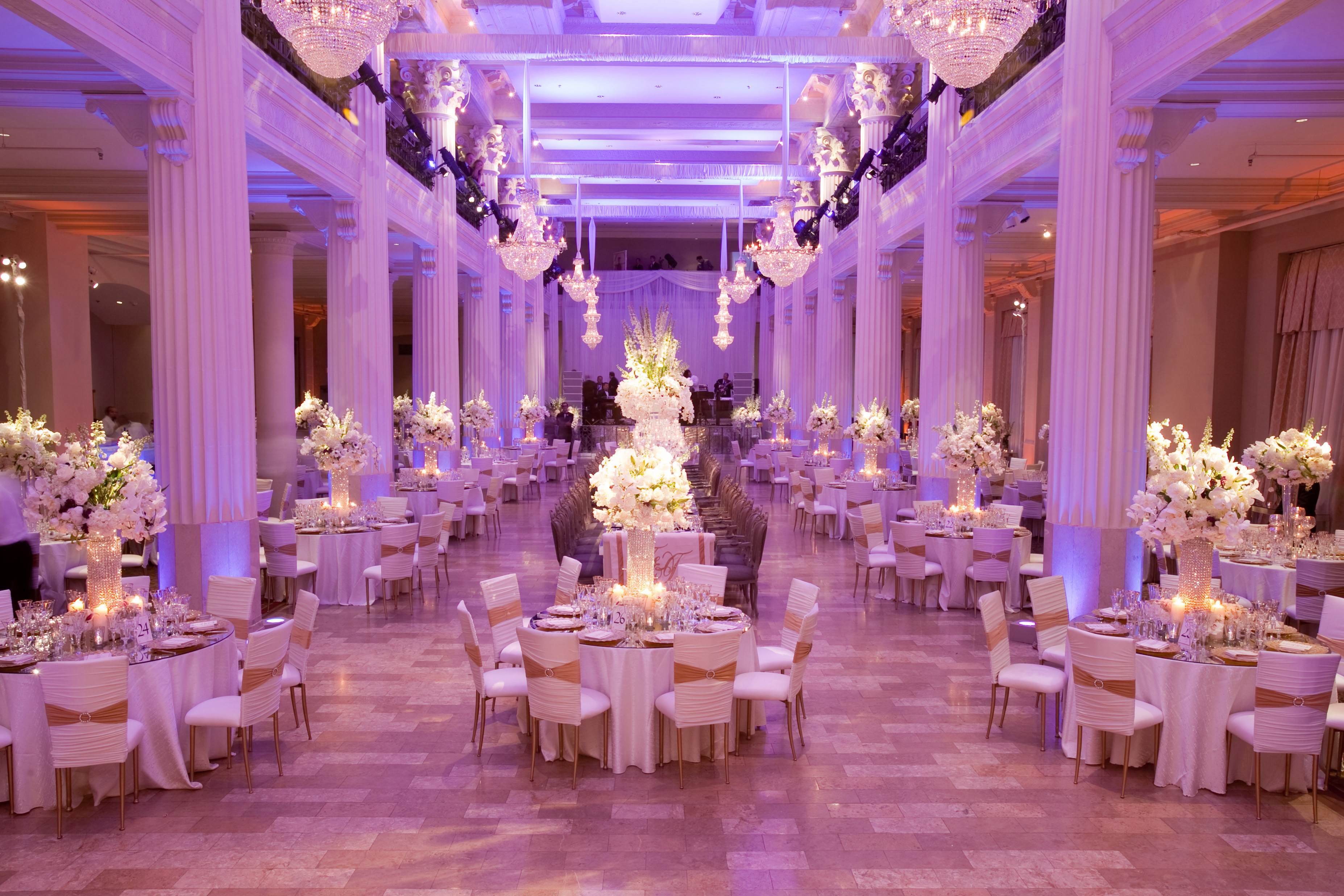 Real Wedding: Ceremony & Reception in Historic Houston Hall
