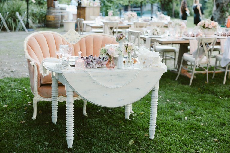 Vintage Sweetheart Table