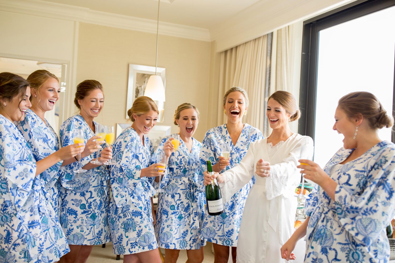 Your Guide to Preparing Your Wedding Invitations to Be Sent