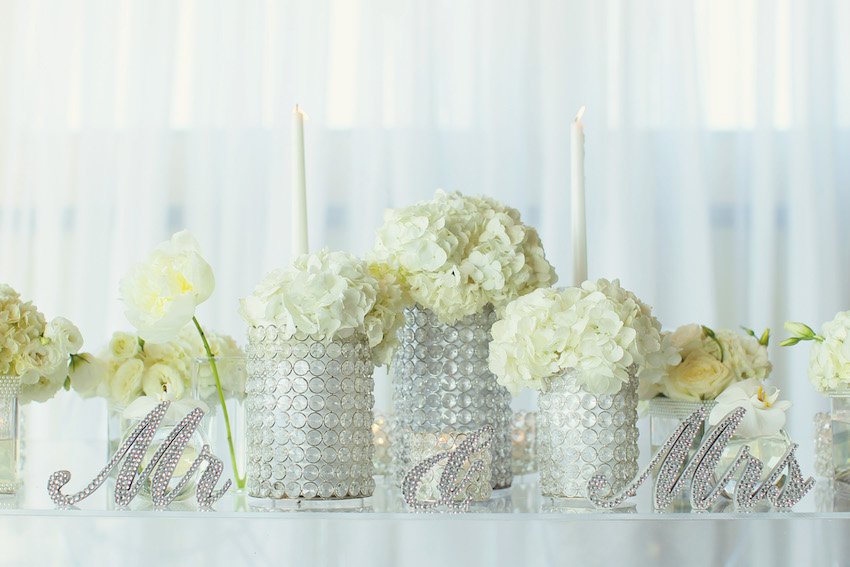 Real Wedding of Enuka Okuma + Joe Gasparik - Inside Weddings