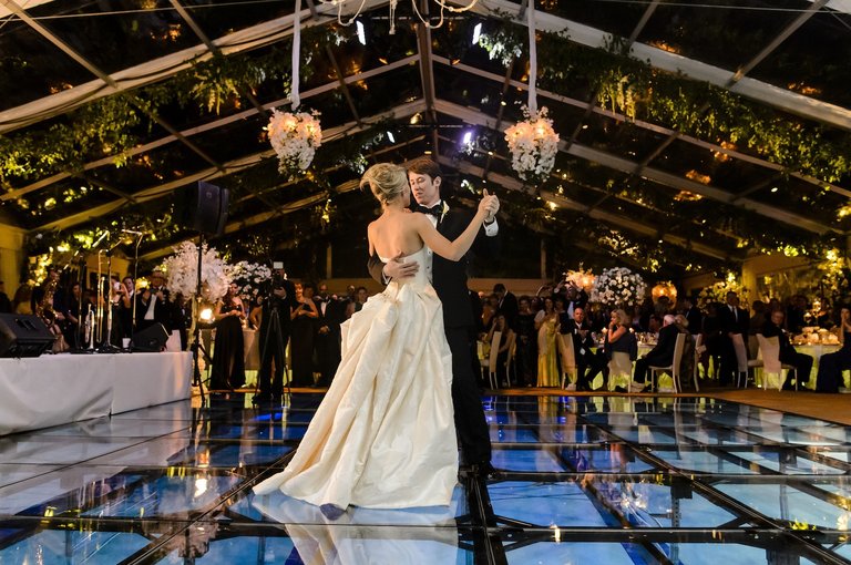 "Floating" Dance Floor