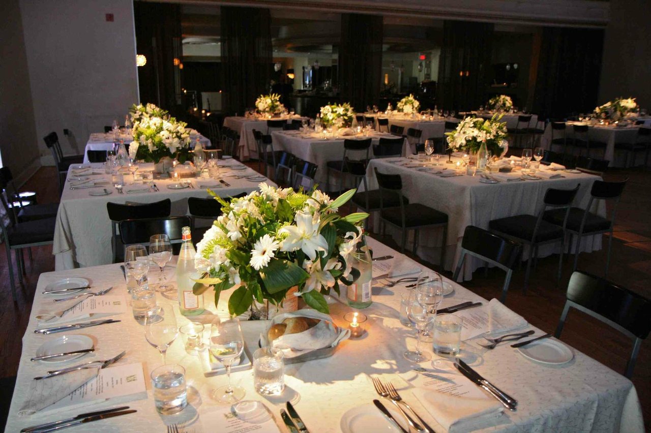 Real Wedding of Enuka Okuma + Joe Gasparik - Inside Weddings