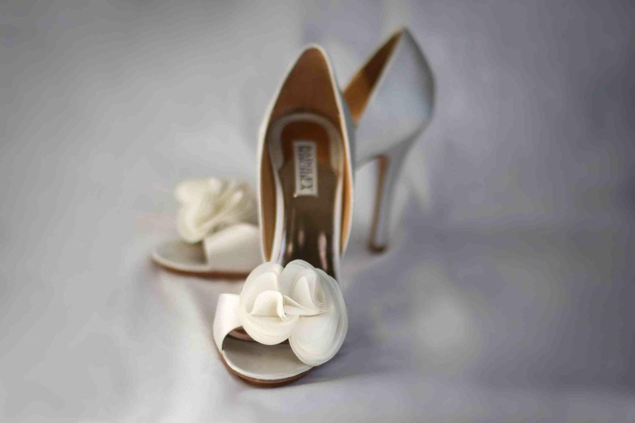 Real Wedding of Enuka Okuma + Joe Gasparik - Inside Weddings