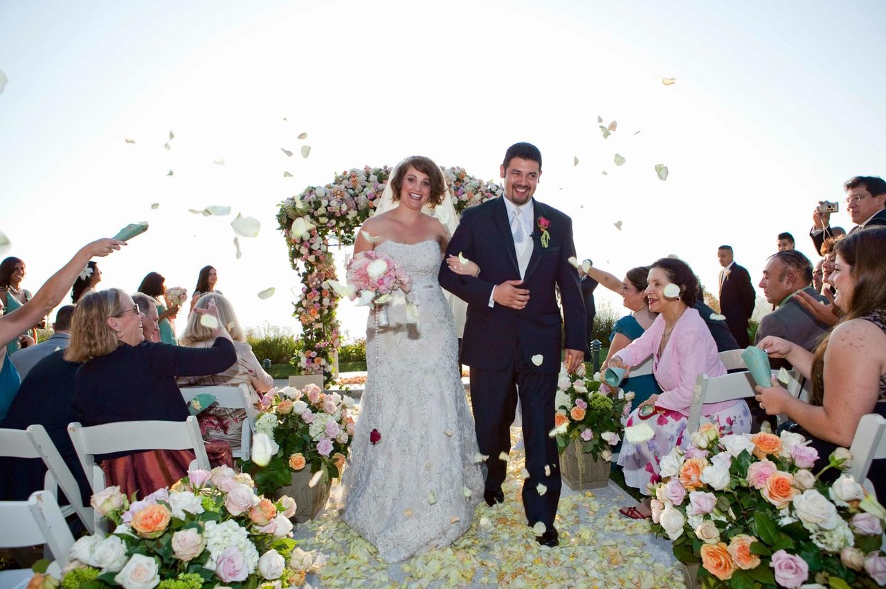 Rose Petal Ceremony Toss
