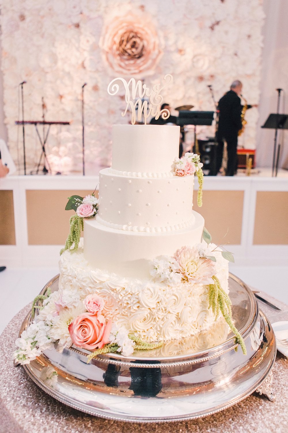 White Cake with Mr. & Mrs. Cursive Topper
