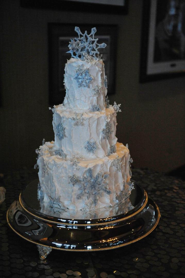 Snowflake Winter Cake