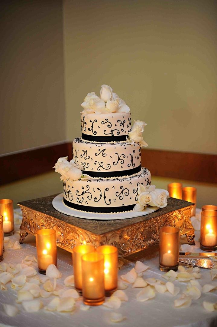 Black Ribbon Cake
