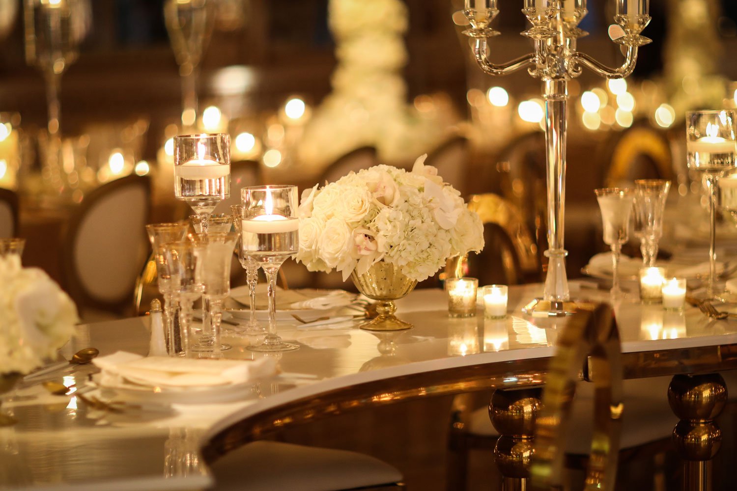 Unique Wedding Guest Registry Tables