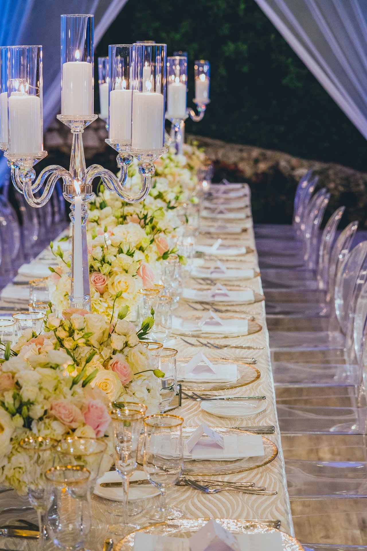 Elegant Banquet Tables