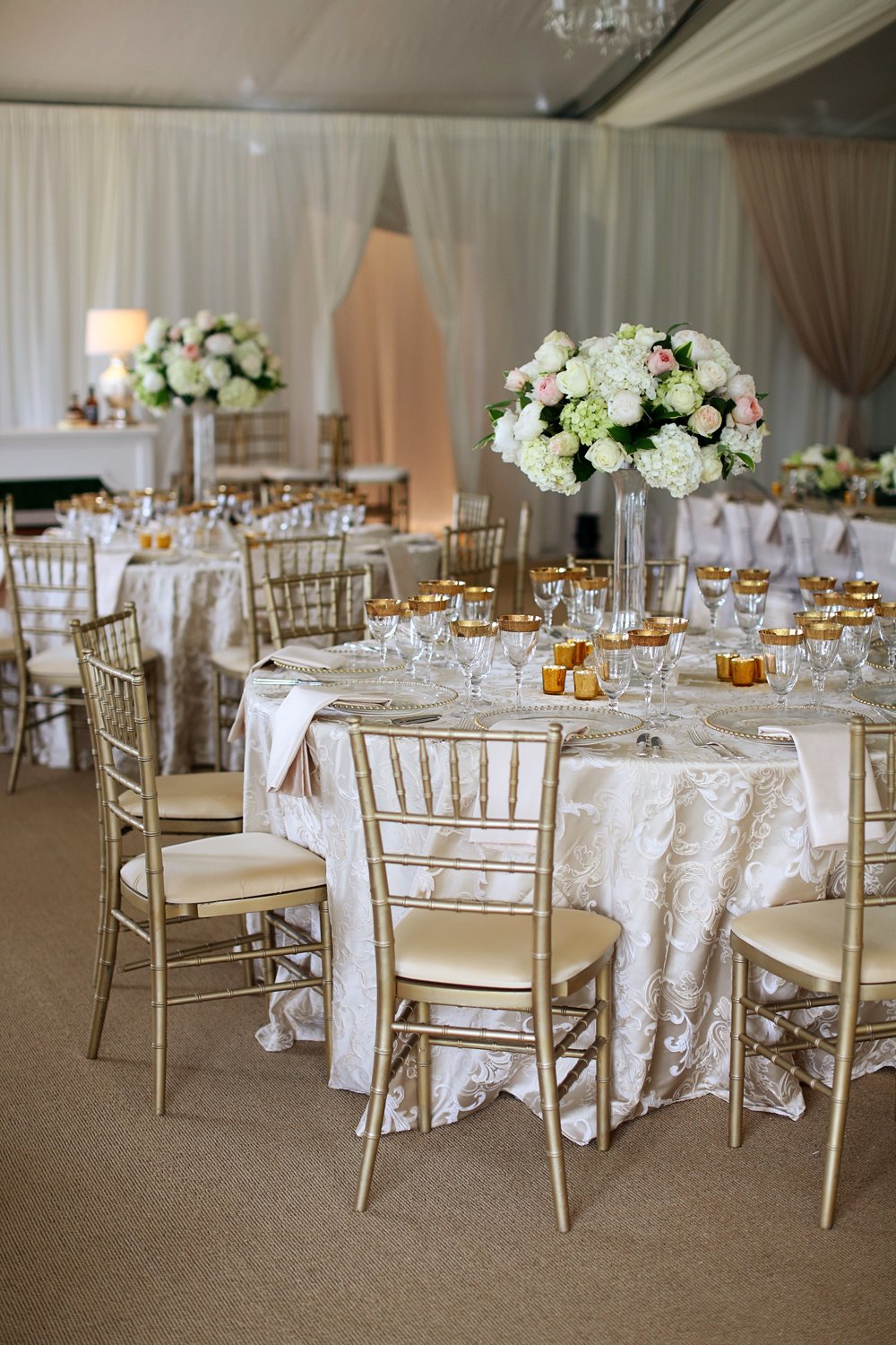 Reception Décor with Southern Elegance