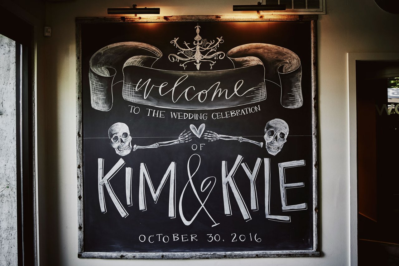 Spooky Welcome Sign for Hallowedding