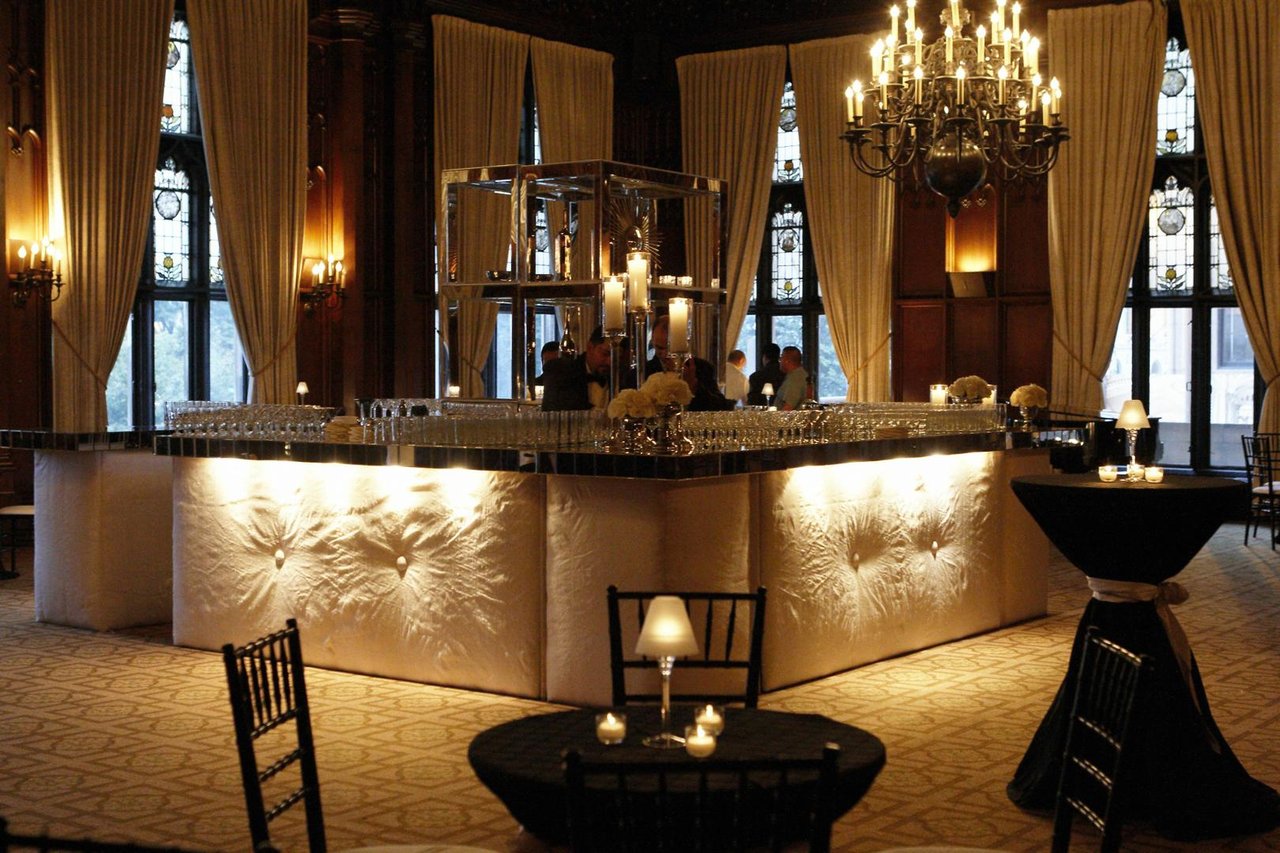 Indoor Wraparound Bar