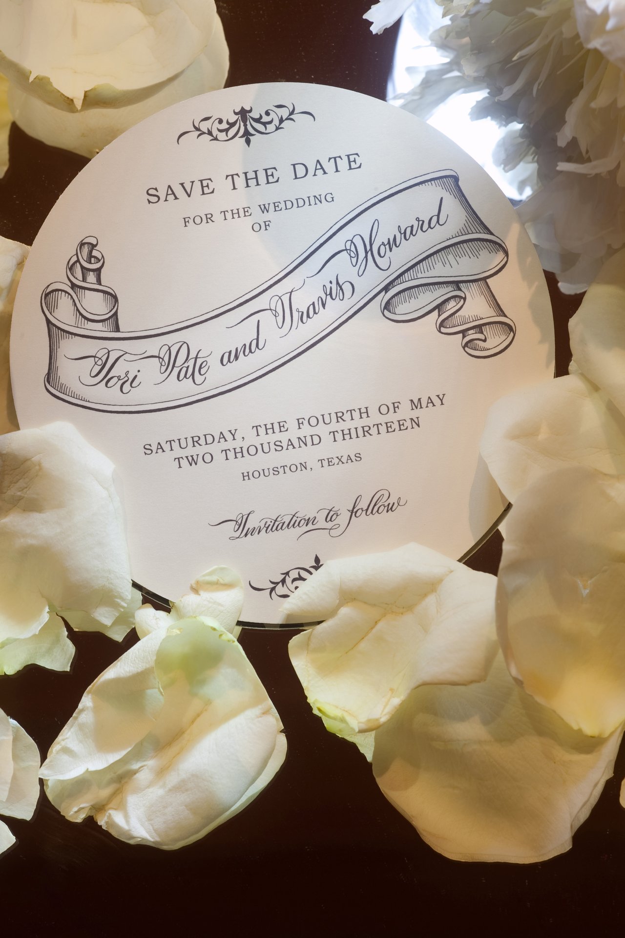 Circular Save the Date