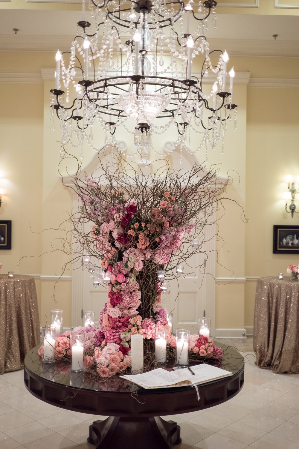 Natural and Feminine Display for Guest Book