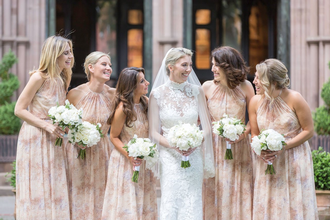 How to Choose the Perfect Wedding Photographer for You